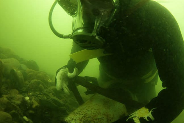 'Underwater Gold Rush' on Discovery Goes HD - Aqua-Vu Underwater Camera