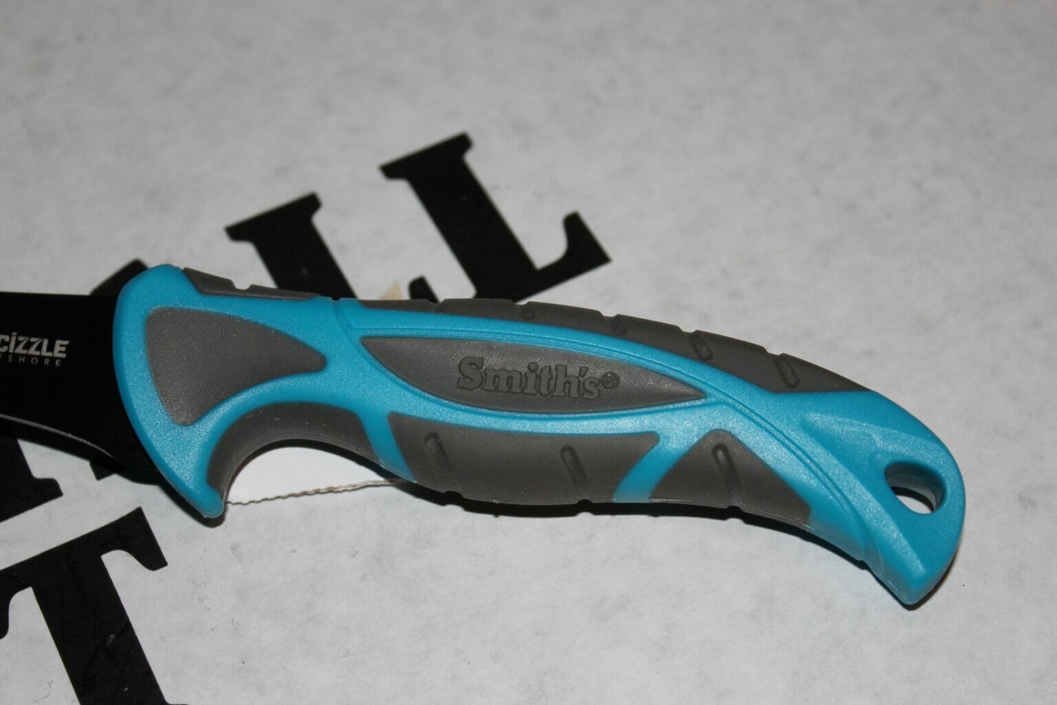 Smith’s Darcizzle 8in. Curved Flex Fillet Knife