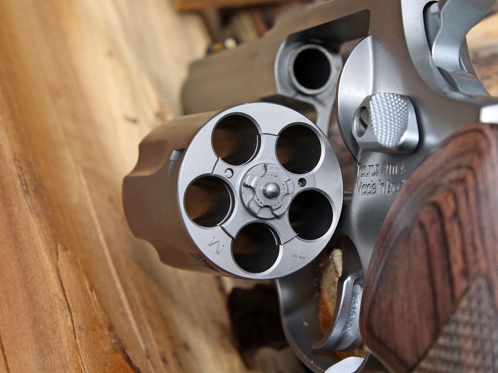Taurus 605 Executive Grade 357 Magnum | Review
